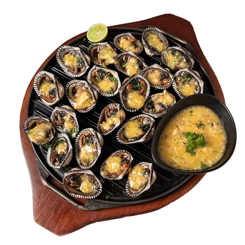 Conchas asadas en Salsa de Cangrejo - Marisquería Delicias del Mar